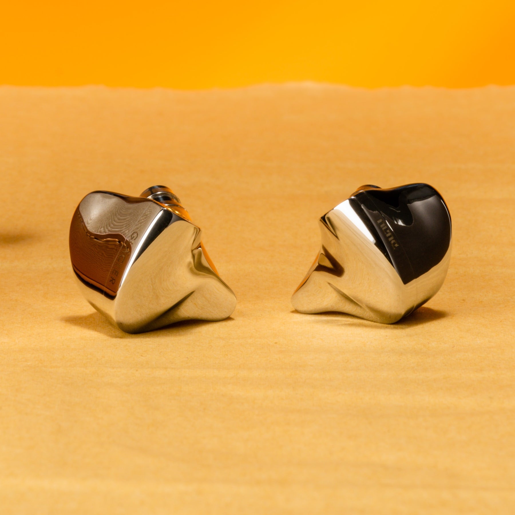 DUNU Glacier Universal 9-Driver Tribrid Flagship IEMs | Bloom Audio