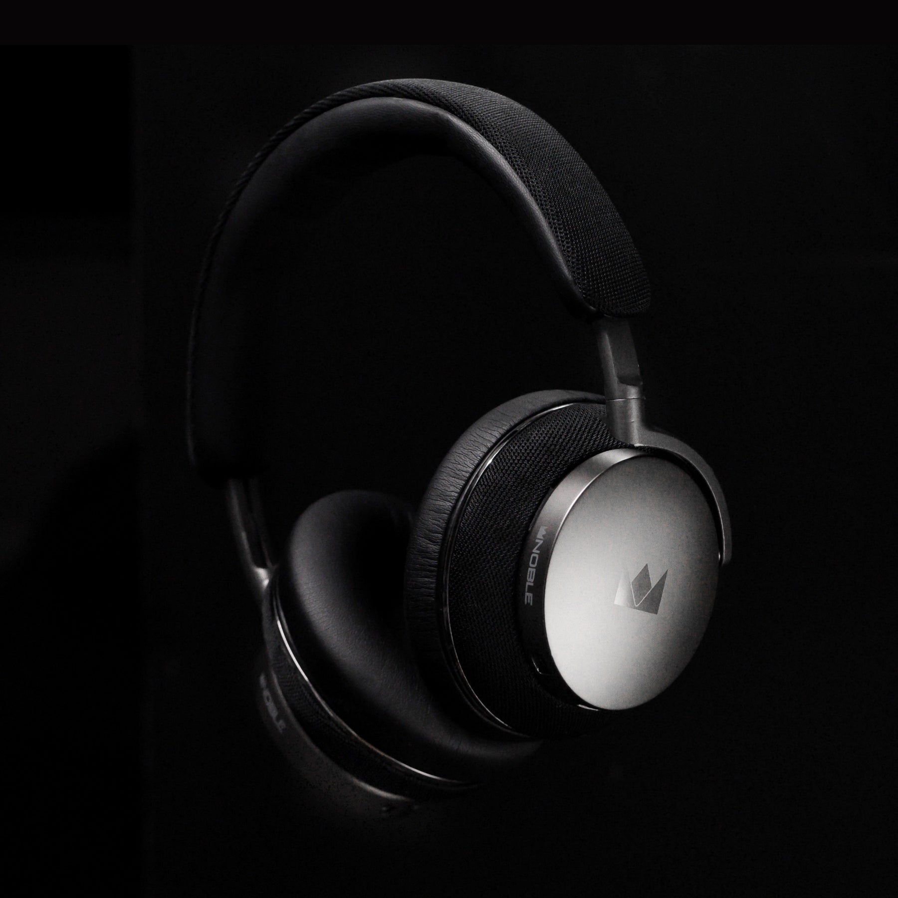 Noble Audio FoKus Apollo Wireless Hi-Fi Headphones | Bloom Audio